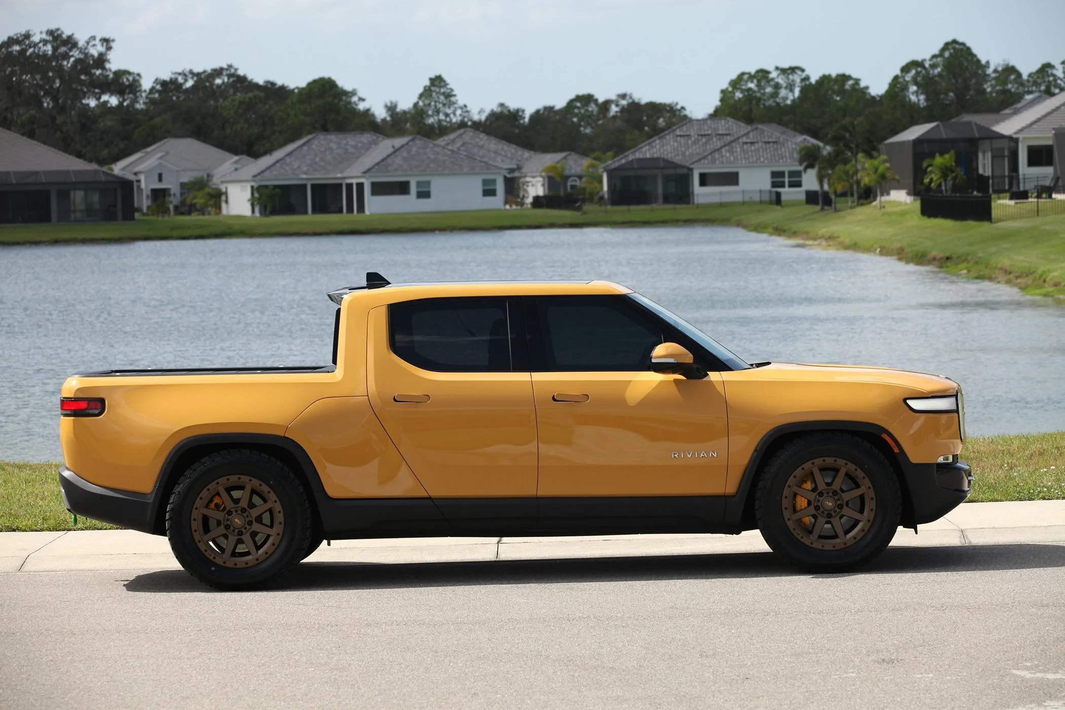 20" Inch - Michelin Defender LTX Platinum tires review update! | Rivian ...