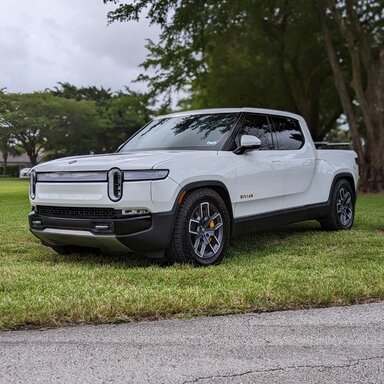 R2 360-degree quick video (exterior & interior) | Rivian Forum - R1T ...